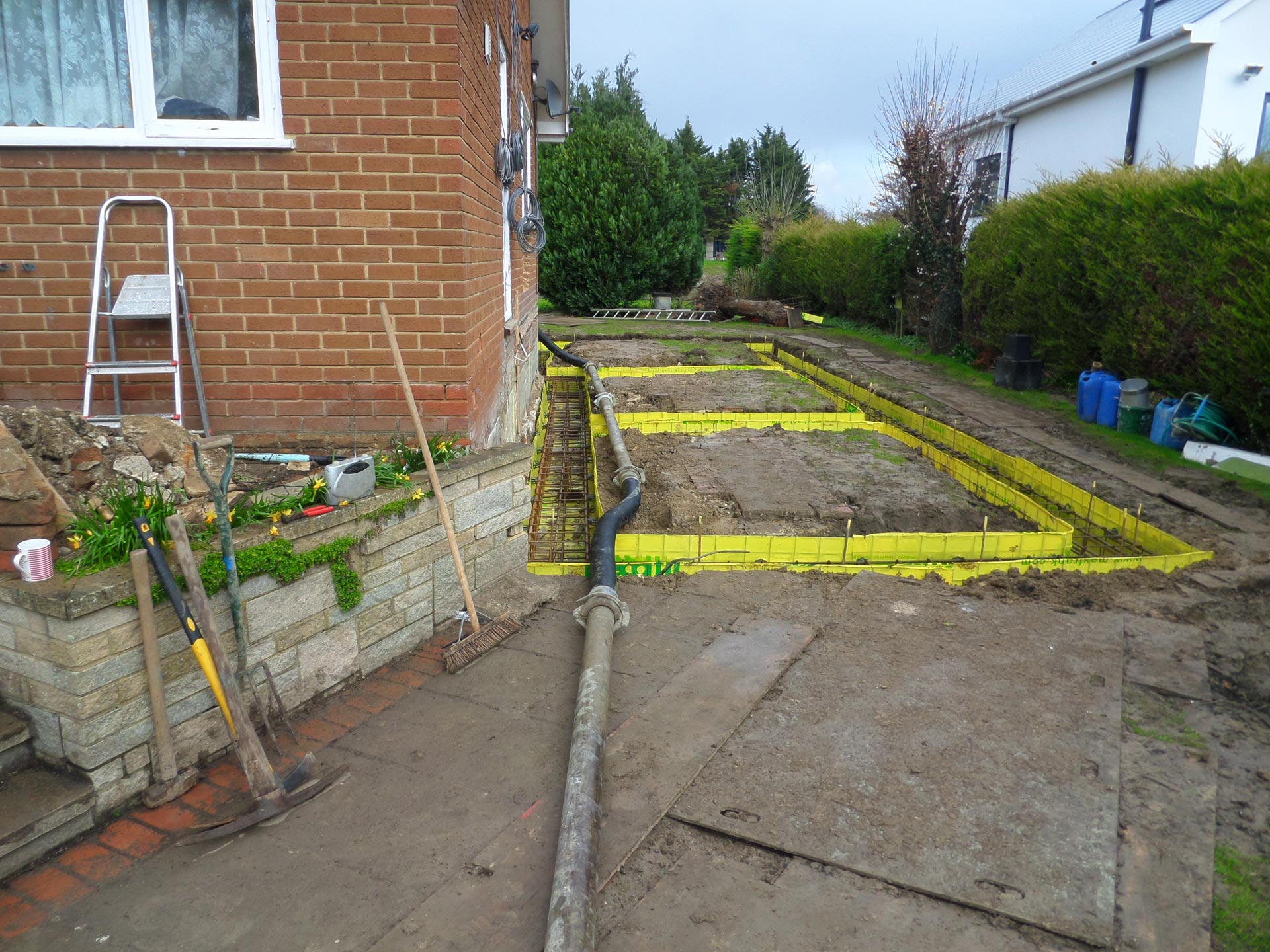 Concrete Line Pump Hire Service | Surrey, Berkshire & London | Call Now